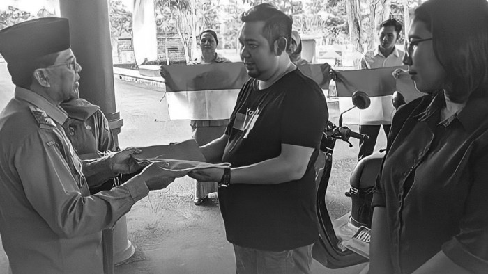 Kibarkan Bendera Merah Putih di Rumah, Edisi 13 Agustus 2022 - Kalteng Pos