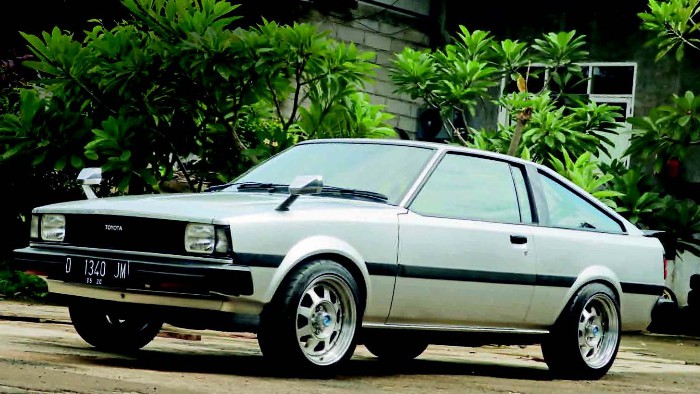 Toyota Corolla KE70 2-Door Coupe 1980, konsepnya klimis & rapi, Edisi ...