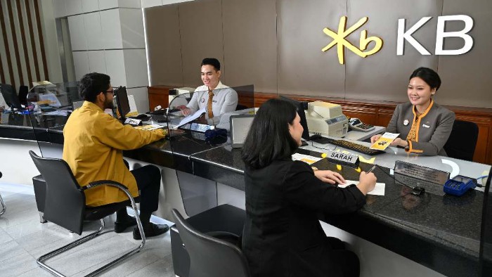 Strategi turnaround KB Bank Indonesia, transformasi menjadi corporate ...