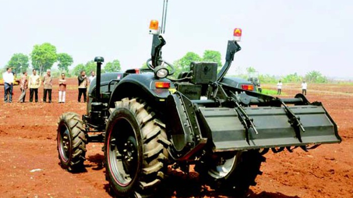 Autonomous Tractor, traktor petani milenial, Edisi 3775 - Sinar Tani