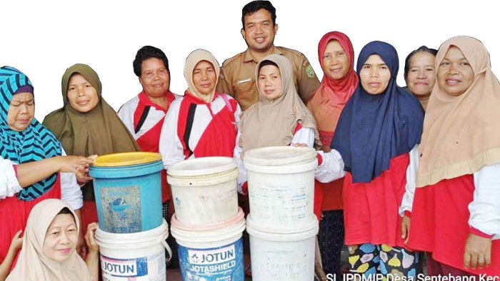 Uniknya pupuk organik ember tumpuk, Edisi 3972 - Sinar Tani